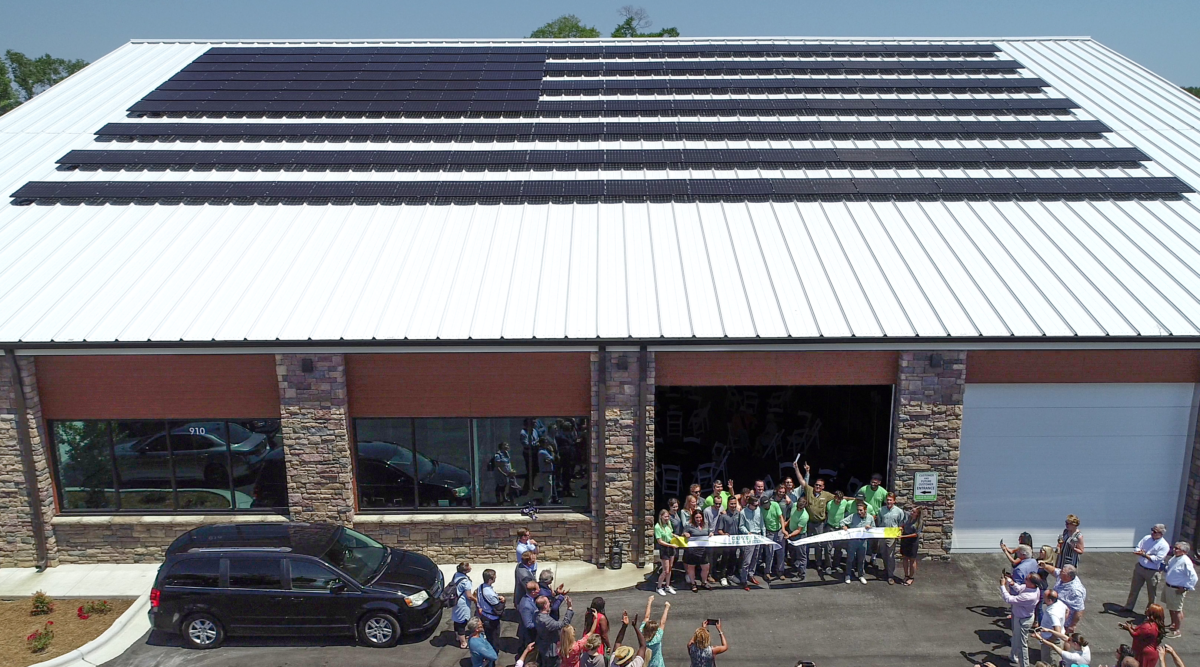 American Flag-Shaped Solar Array - Aptos Solar Technology